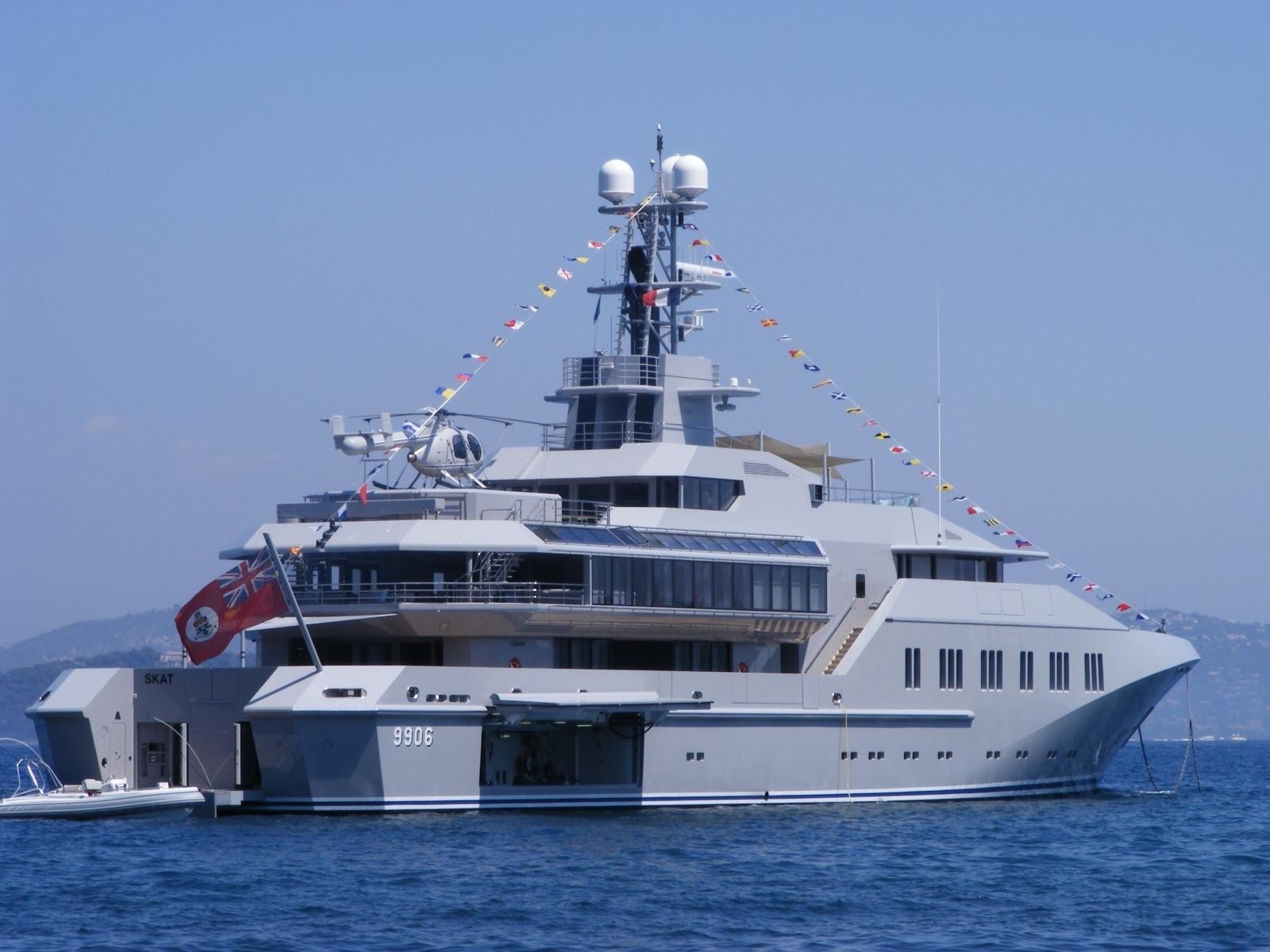 Yacht SKAT, Lurssen | CHARTERWORLD Luxury Superyacht Charters